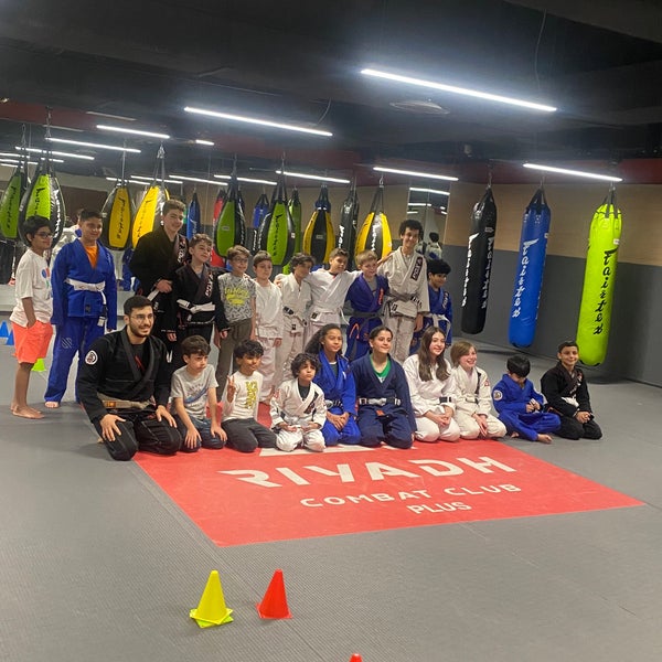 Riyadh Combat Dq - Boxing Gym in السفارات