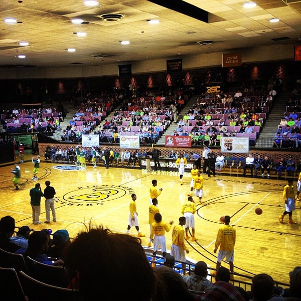 Photos at Bill Battle Coliseum - College Basketball Court in Birmingham