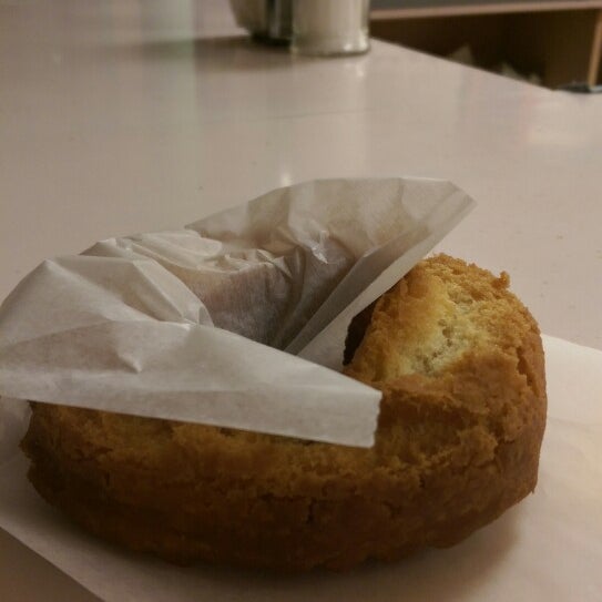Colonial Donut - Taunton, MA