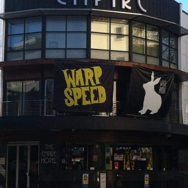 The Empire Hotel - Pub in Potts Point