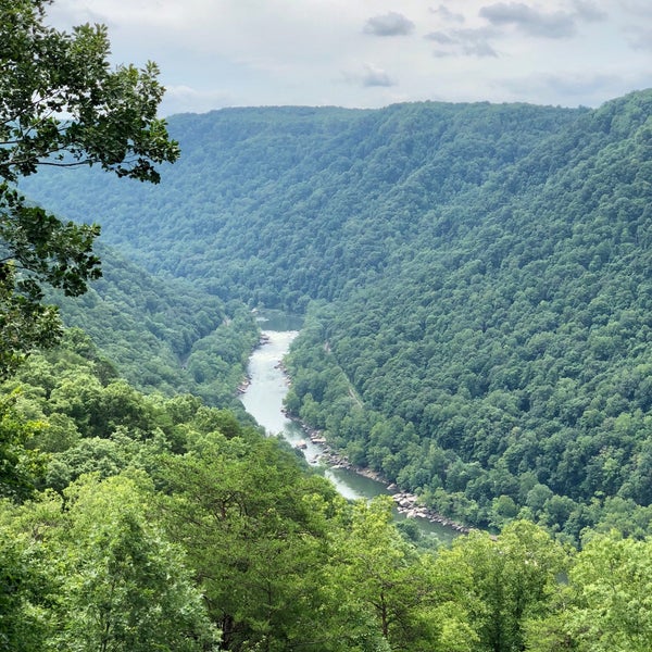 Canyon Rim Visitor Center - Tourist Information and Service in Lansing