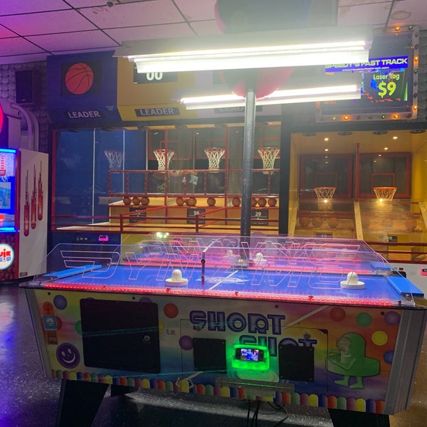 Speedy's Fast Track - Arcade in Houston