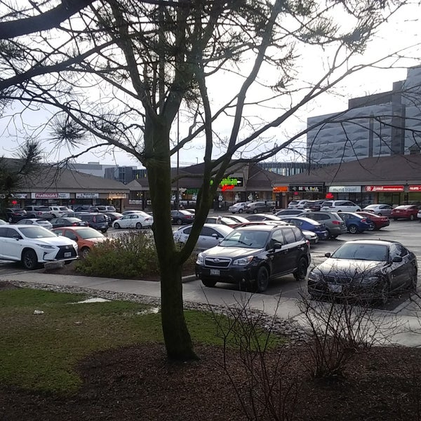 University Shops Plaza - Shopping Mall in Waterloo