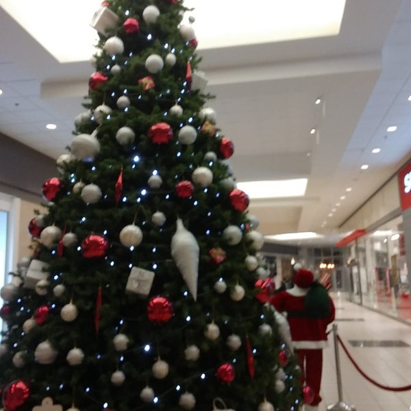 The Shops at Waterloo Town Square - Waterloo, ON