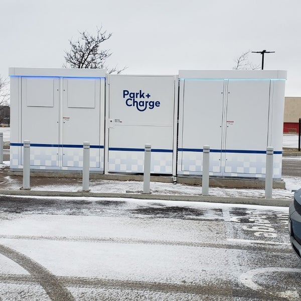 Ev Charger Park+Charge - EV Charging Station in Alpine