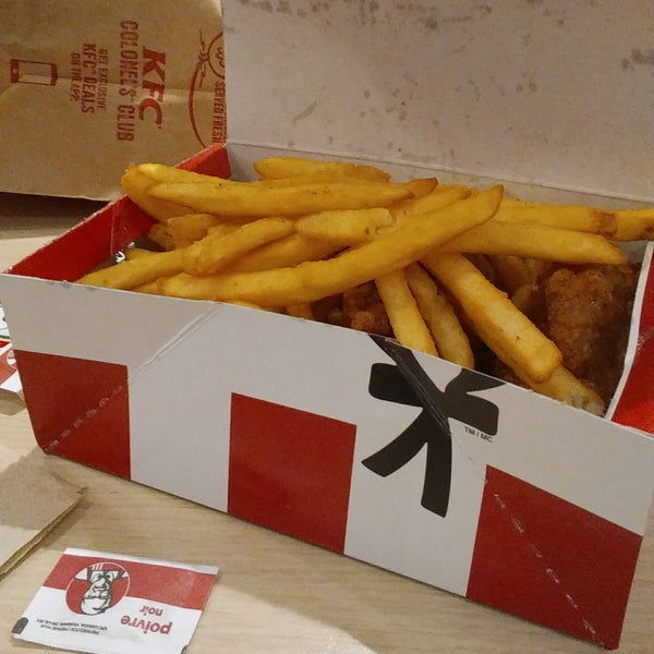 KFC - Fast Food Restaurant in Kitchener