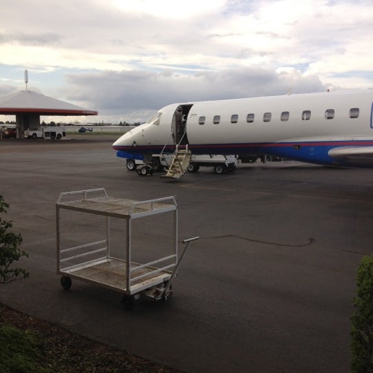 Intel Air Shuttle Hillsboro - Northeast Hillsboro - 2 tips from 371 ...