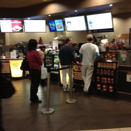 Tim Hortons (Now Closed) - 220 Yonge St
