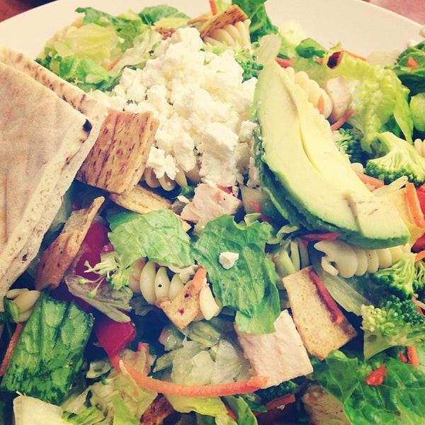 California Chicken Cafe - American Restaurant in Los Angeles