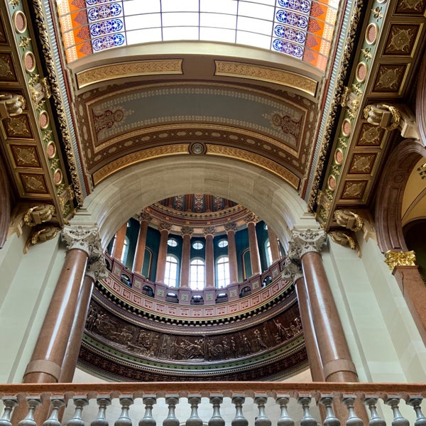 Illinois State House Of Representatives - Capitol Building in Vinegar Hill
