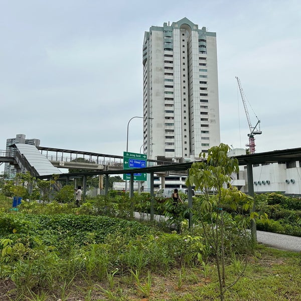 Pedestrian Overhead Bridge (No. 53405) - Bridge in Bukit Timah