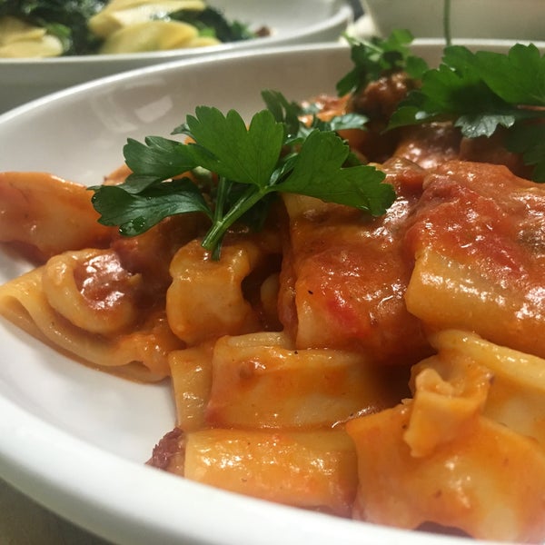 Robke's Country Inn - Italian Restaurant in Northport