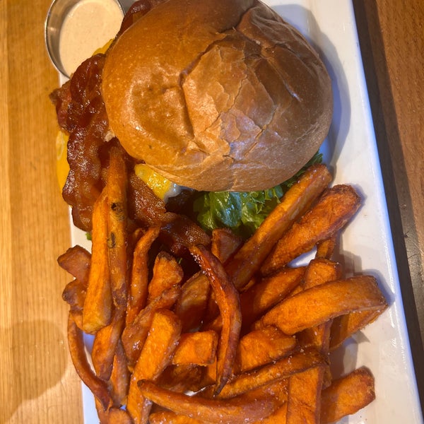 The Cowfish Sushi Burger Bar - Sushi Restaurant