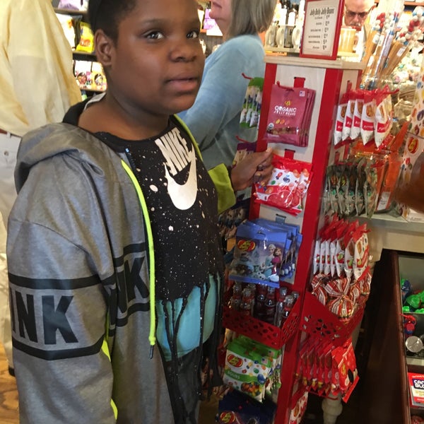 Photos at Cracker Barrel Old Country Store - American Restaurant in ...