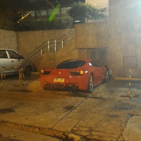 Photos at LV Locsin Building - San Lorenzo - 6 tips from 857 visitors