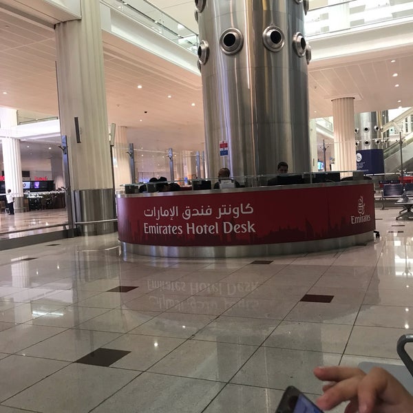 Emirates Hotel Desk - مطار دبي الدولي - 20 visitors