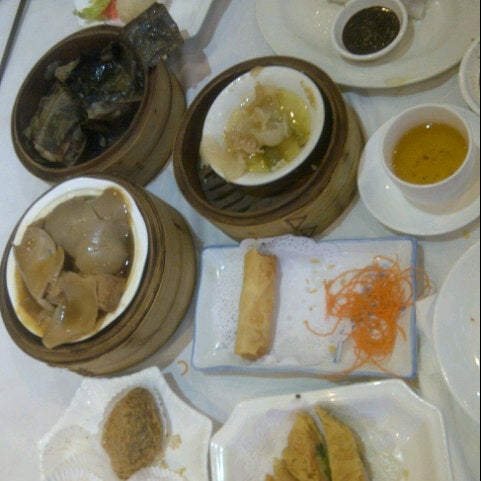 Kalok Seafood Restaurant 加樂海鮮酒家 - Chinese Restaurant in Golden Village