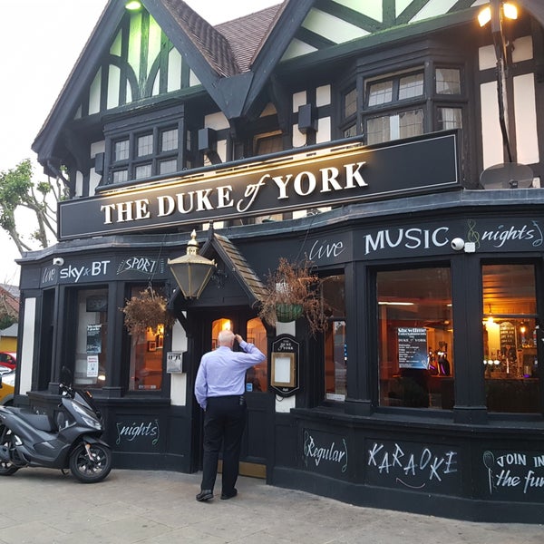 Hanwell Broadway - Road