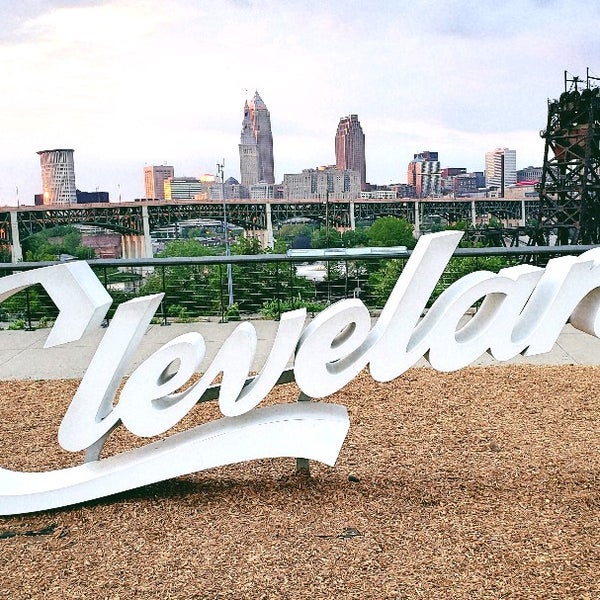 Cleveland Script Sign - Tremont - 207 visitors