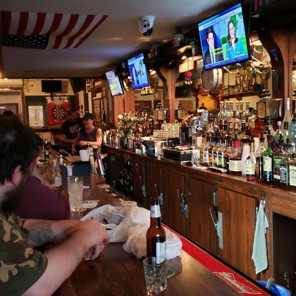 Kelly's Pub - 9 tips from 334 visitors