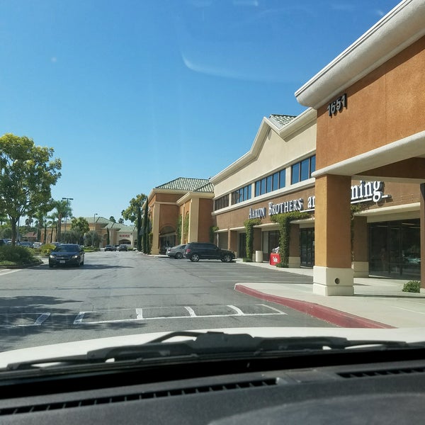 La Habra Market Place - La Habra, CA