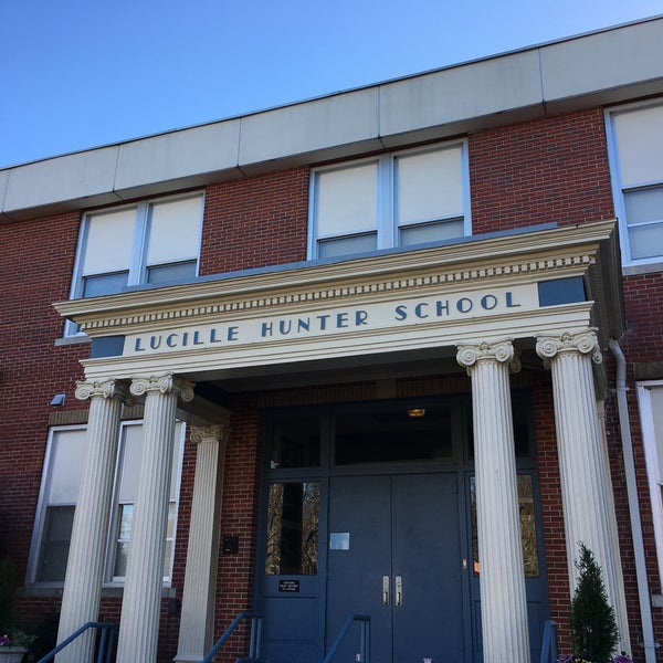 Hunter Elementary - 64 visitors