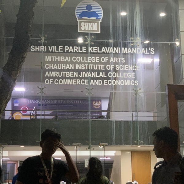 Mithibai College Logo