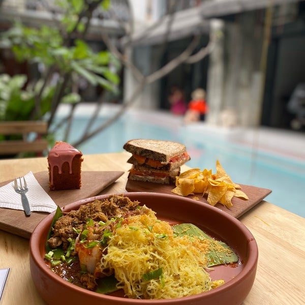 Kafe Kleptokrat - Café in Kuala Lumpur