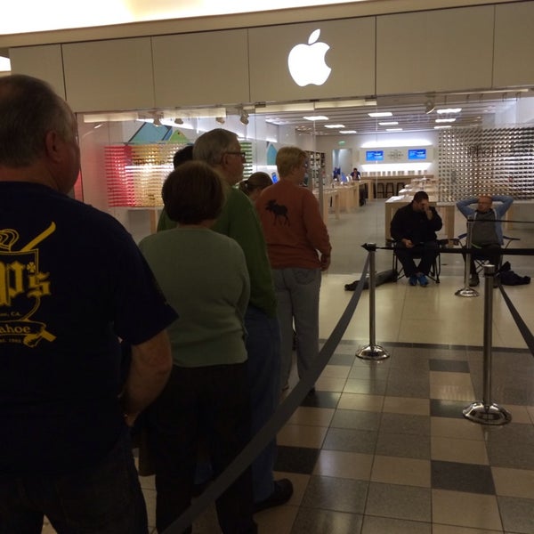 Photos at Apple South Hills Village - Mobile Phone Store in Pittsburgh