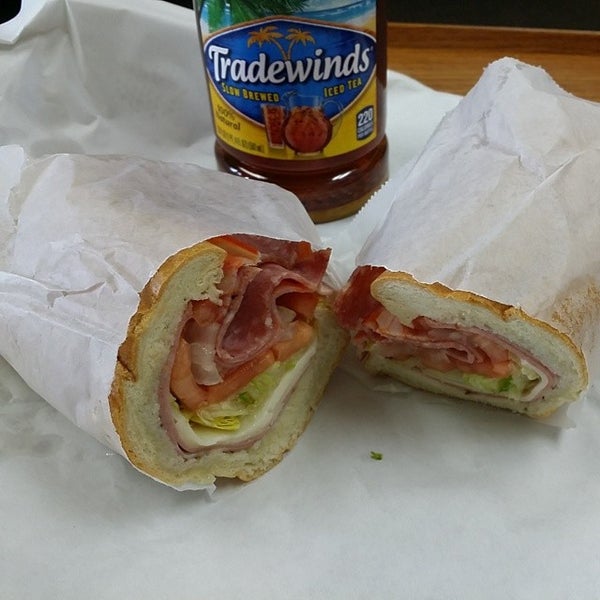 Gallo's Italian Grocery - Italian Restaurant