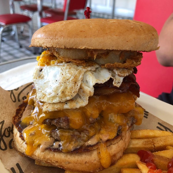 Johnny Rockets - 190 tips from 4598 visitors