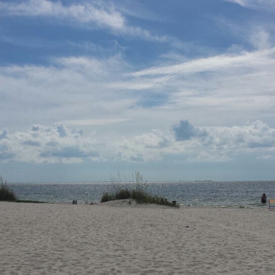 Photos at Fred howard beach - 4 tips