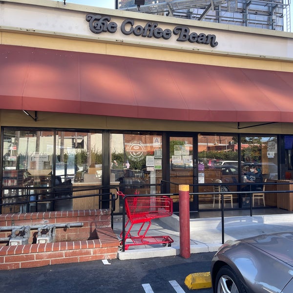 The Coffee Bean & Tea Leaf - Coffee Shop in West Los Angeles