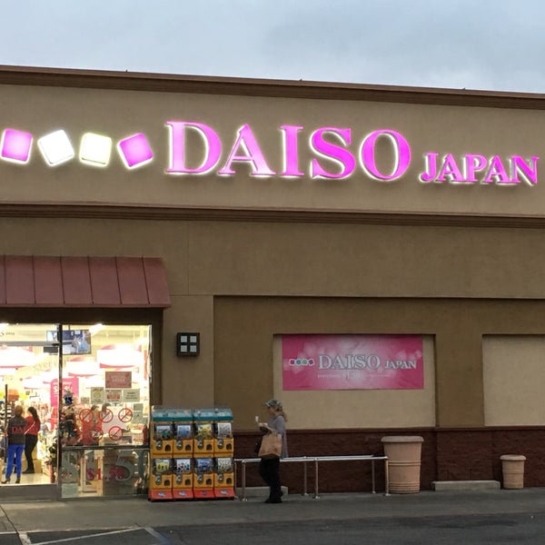 Daiso - West Hills - 6475 Fallbrook Ave