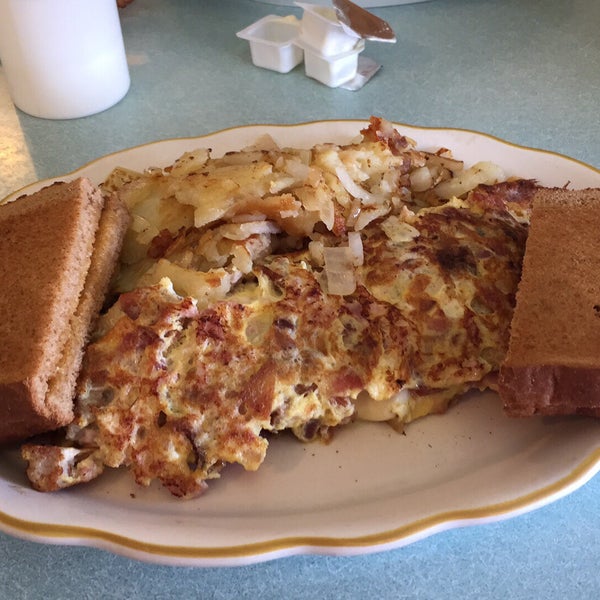 Louis' Family Restaurant - Lancaster, PA