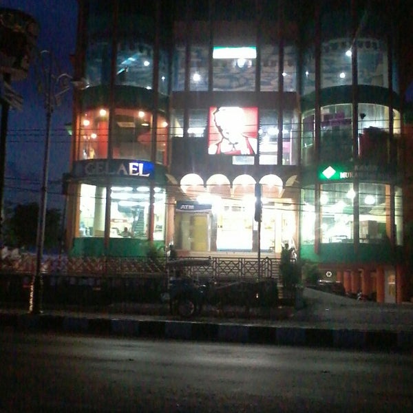 KFC - 51 tips from 996 visitors