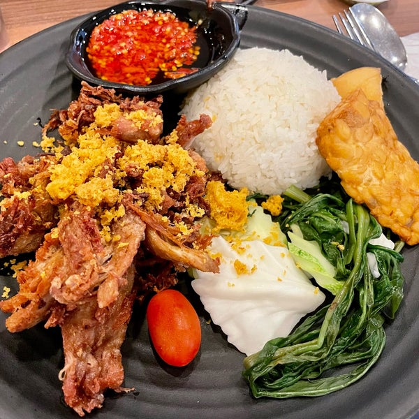 Bebek Goreng Pak Ndut - Orchard Road - #01-42/43/44, Lucky Plaza