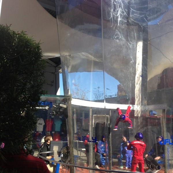iFly Hollywood - 1000 Universal City Plaza