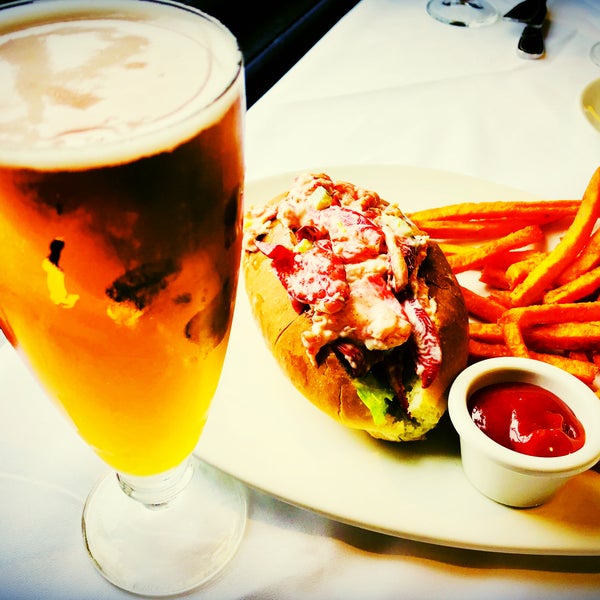 Photos at Chart House Restaurant - Waterfront - 60 Long Wharf