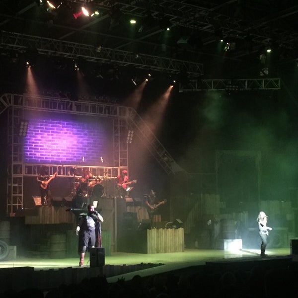 Lone Star Lil's Amphitheater - Northwest Side - Six Flags Fiesta Texas