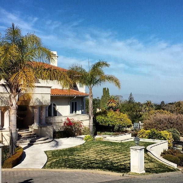 Town of Monte Sereno, CA - Neighborhood in Monte Sereno