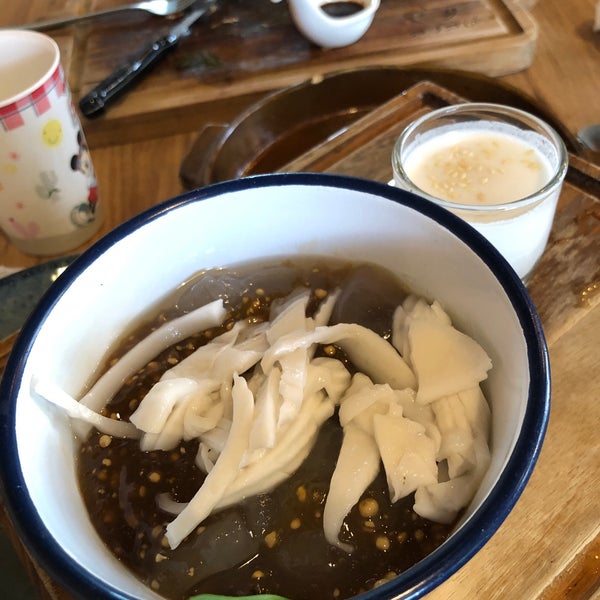 Sawasdee Café de Pakkret (สวัสดี คาเฟ่ เดอ ปากเกร็ด) - Liang Mueang Pak ...