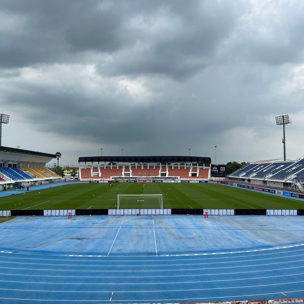 สนามกีฬากลางจังหวัดสุพรรณบุรี Suphan Buri Stadium เมืองสุพรรณบุรี