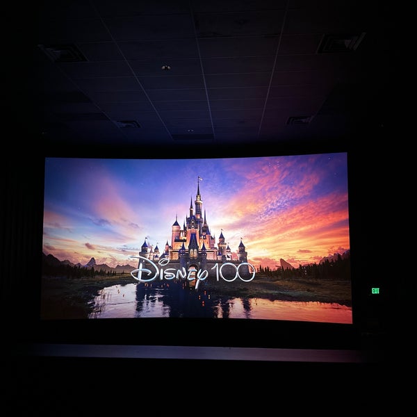 AMC Anaheim GardenWalk 6 - The Anaheim Resort - 400 W Disney Way