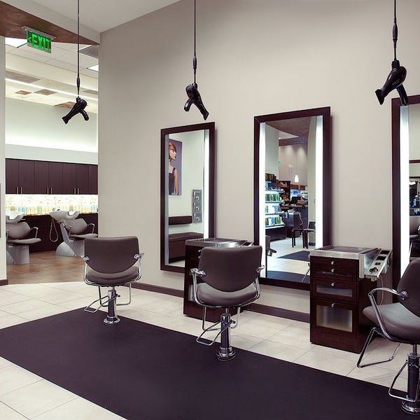 Van Michael Salon - Salon / Barbershop in East Cobb