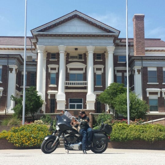 Montague County Courthouse - Montague, TX