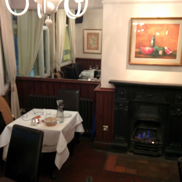 The Neapolitan kitchen - Epsom, Surrey