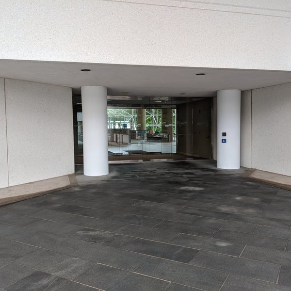 Priceline HQ - Office in West Norwalk