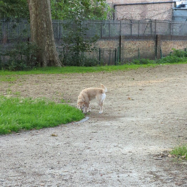 Eel Brook Common - Park in Hammersmith and Fulham