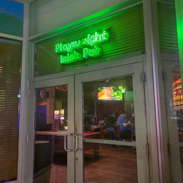 The Playwright Irish Pub & Restaurant (Now Closed) - Pub in Miami Beach